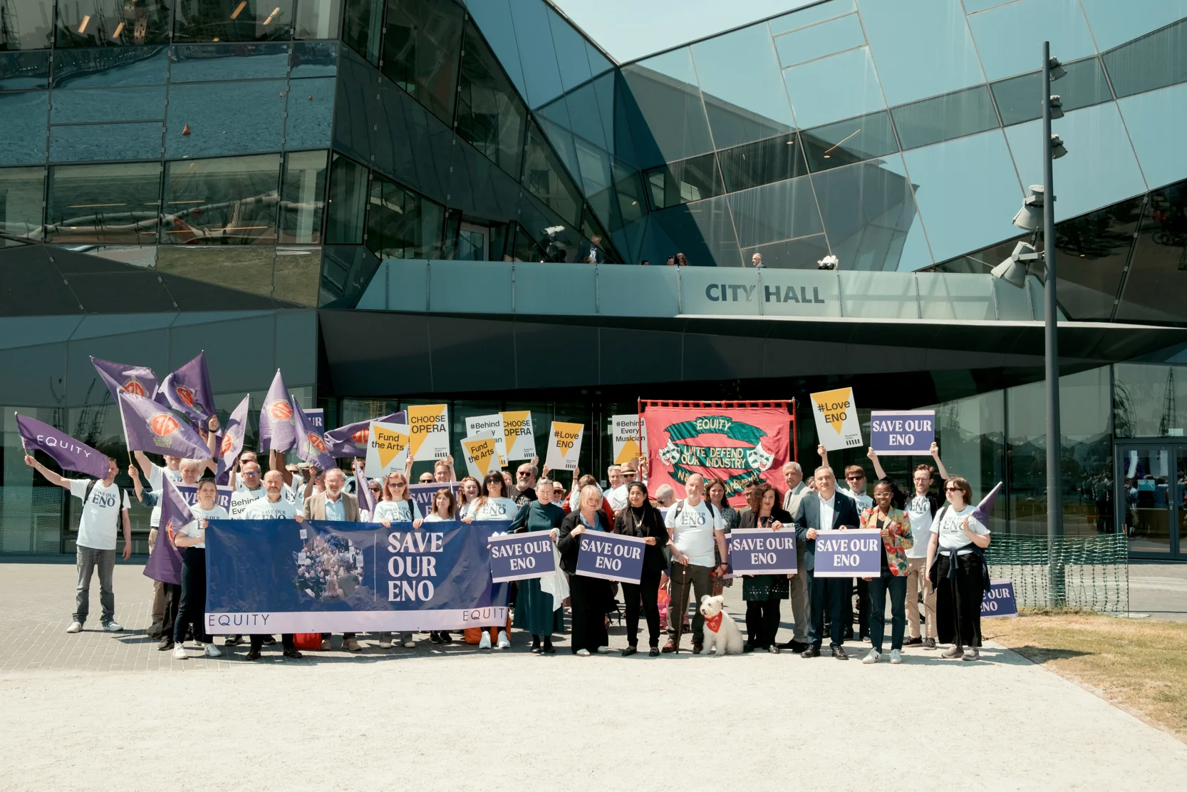 London Assembly unanimously backs Save the ENO motion