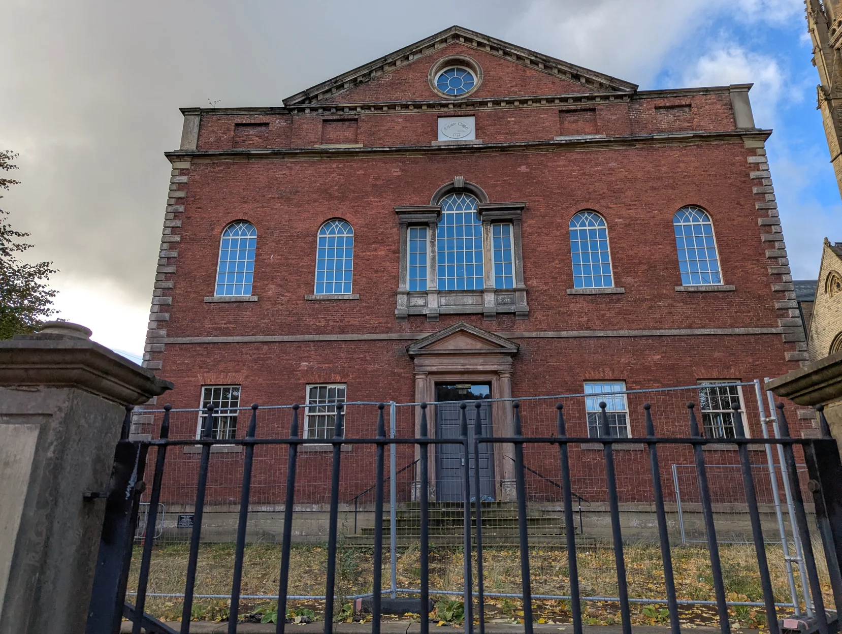 Equity delivers 3,000 signature Save Square Chapel petition to Arts ...